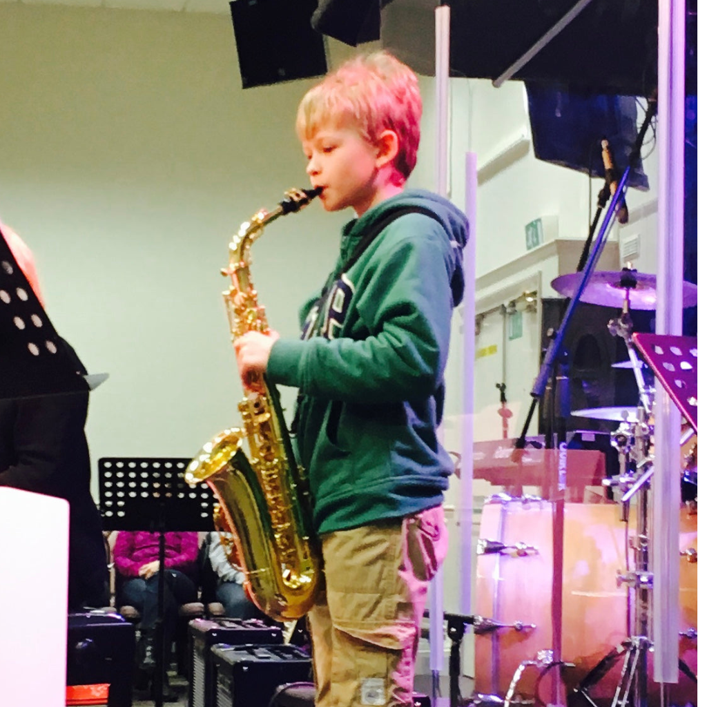 Saxophone Lessons – derosamusicbuntingford